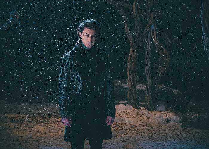 FALLING IN REVERSE Drops Previously Unreleased Song “Carry On ...